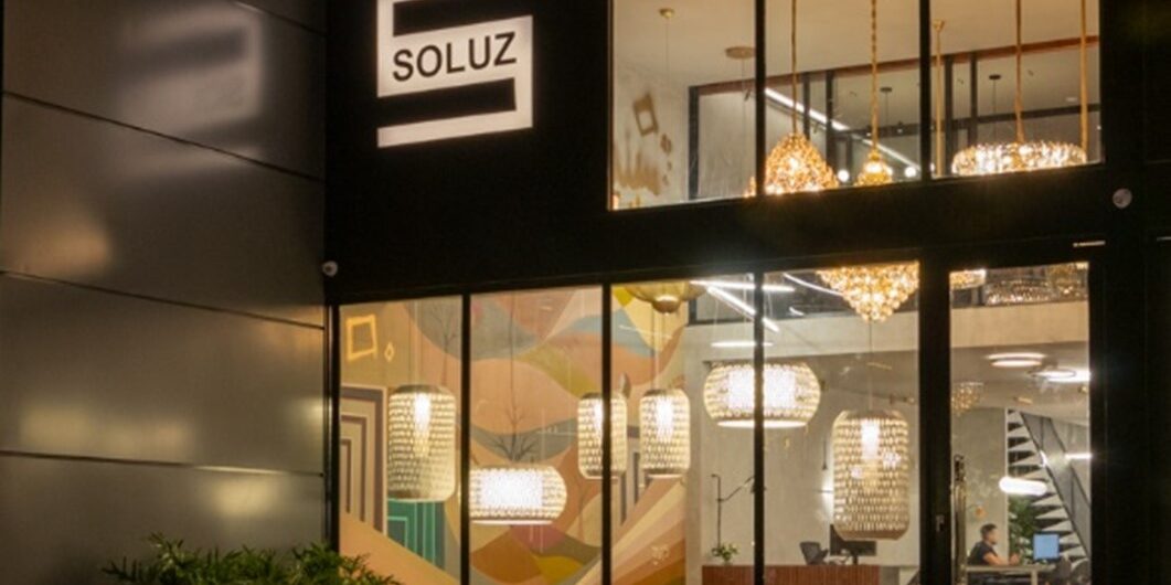 Inauguração da Soluz Iluminação em LEM-BA: Uma Noite de Brilho e ...